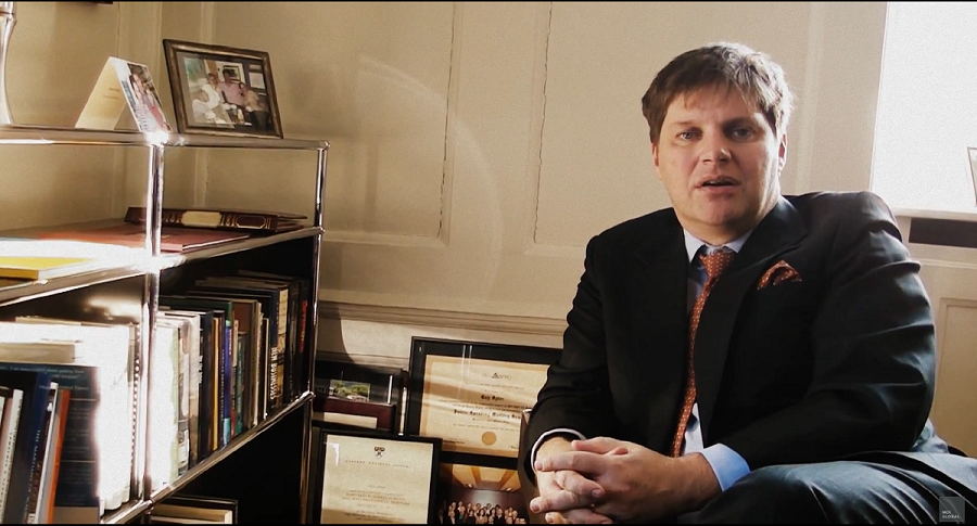 La Biblioteca de Guy Spier | MOI Global